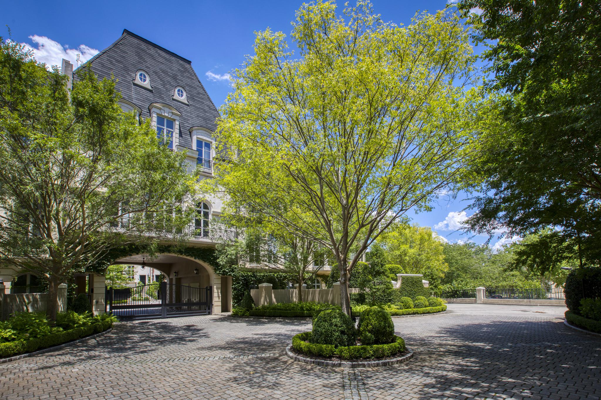 The Enclave on Peachtree, Luxury Buckhead Townhomes, Atlanta, Georgia ...