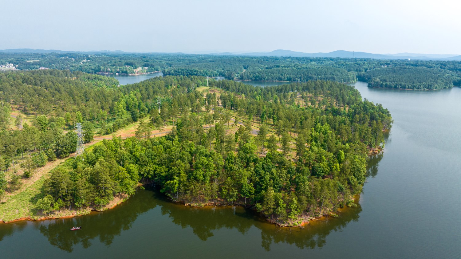 Explore the Charm of Lakeside Reserve