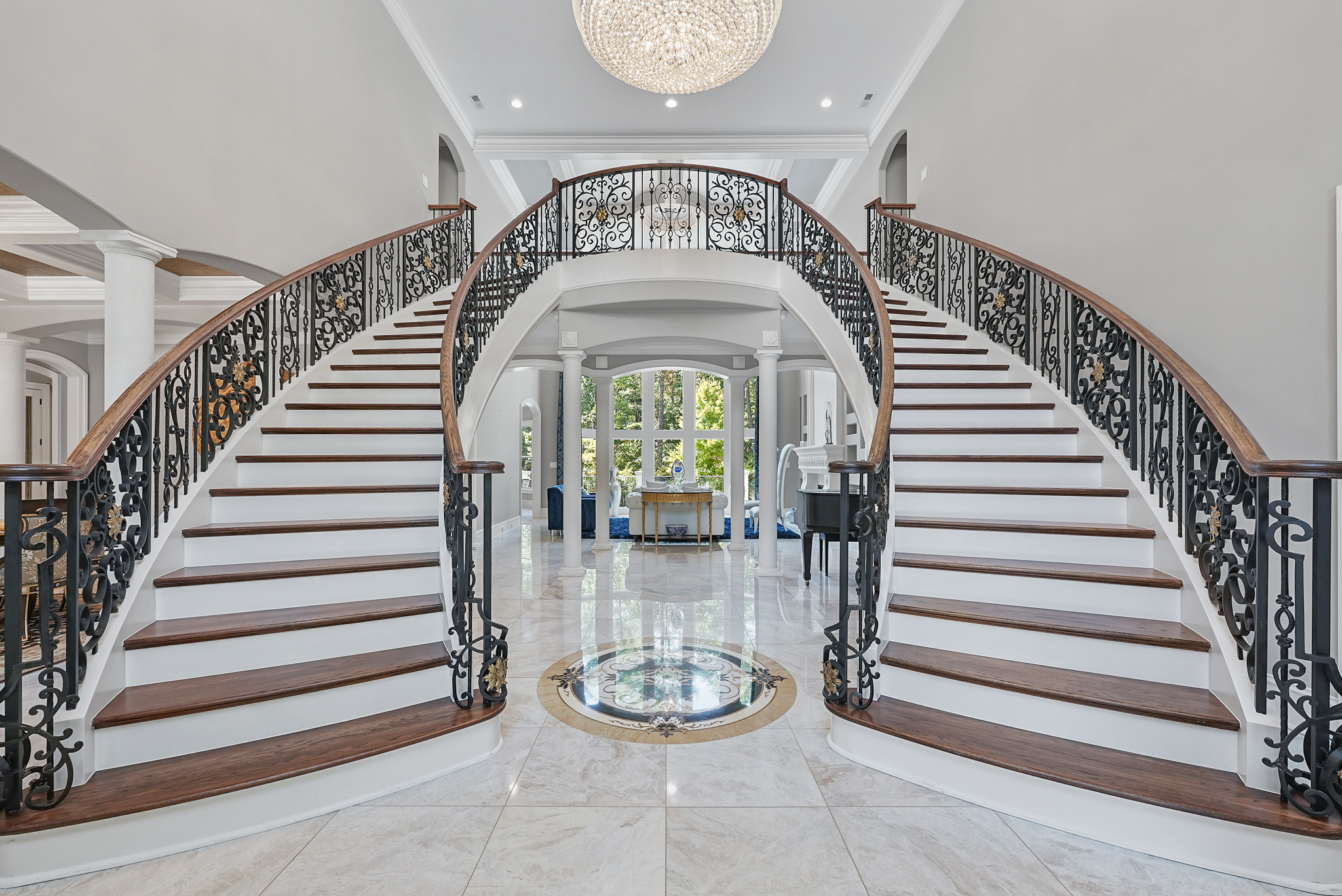 Linda Craft Team, REALTORS | Top Luxury Real Estate Agents in RTP