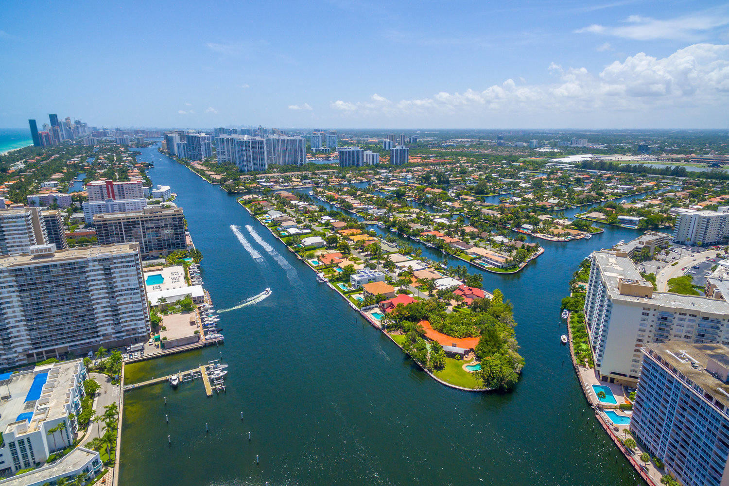 Hallandale Beach, FL Luxury Real Estate & Local Information