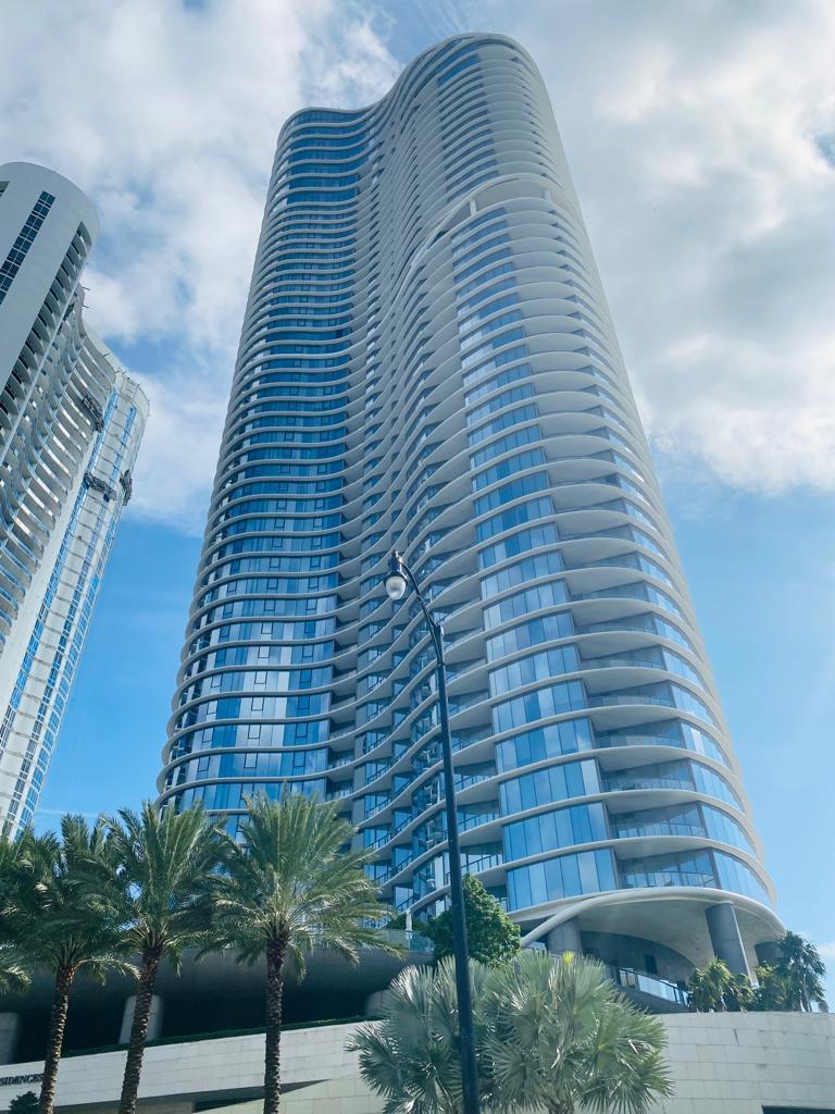 The Ritz-Carlton Residences Sunny Isles Beach - Luxurious Coastal Living
