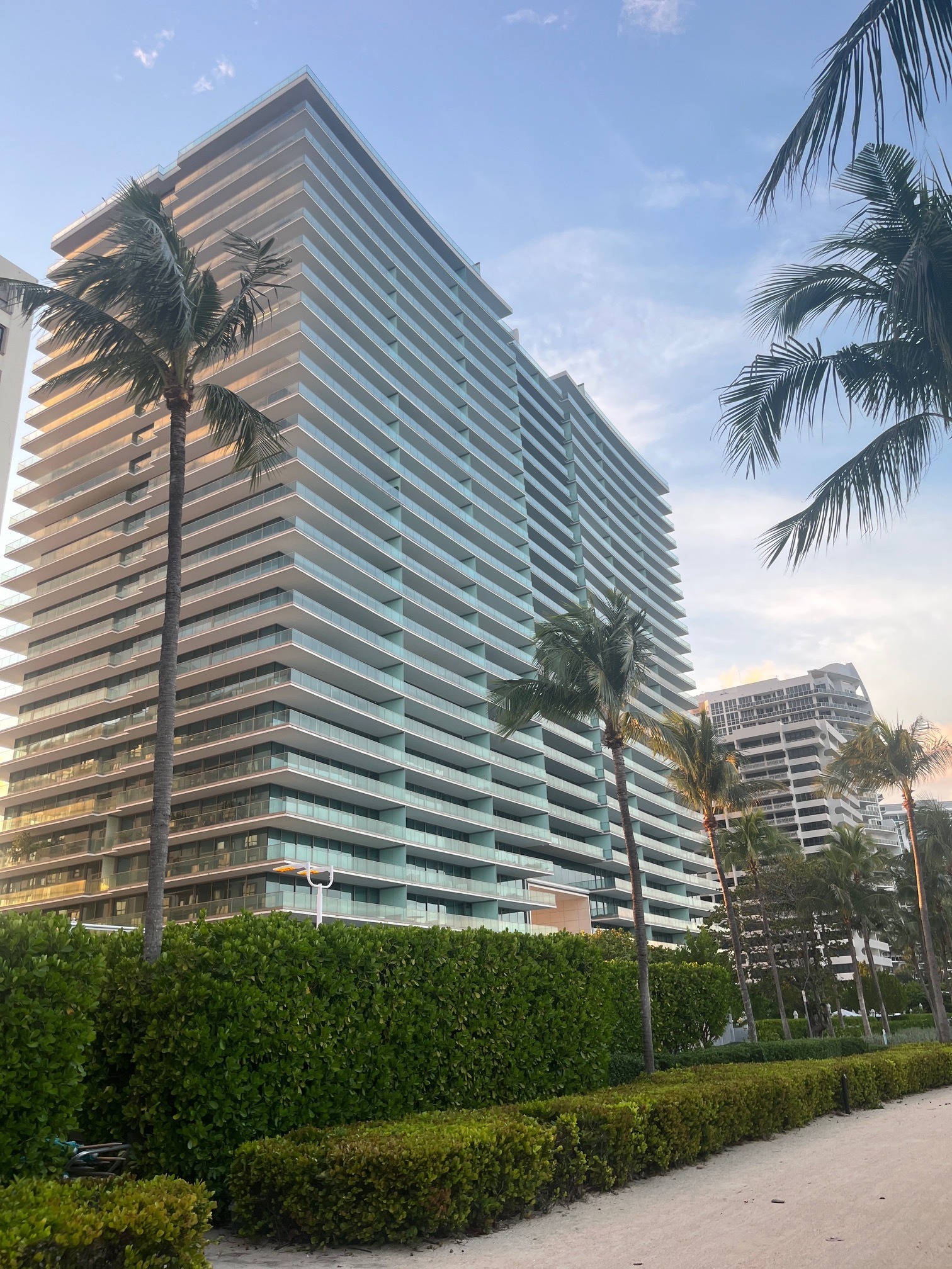 Bal Harbour Luxury Living: Explore with The Parapar Group