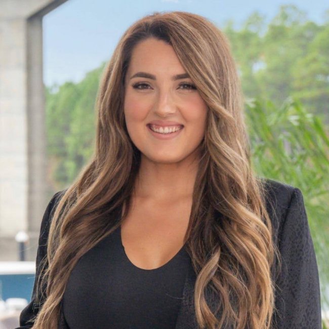 Meet the Wise Living Real Estate Team