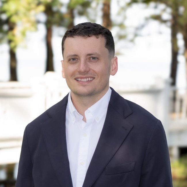 Meet the Wise Living Real Estate Team